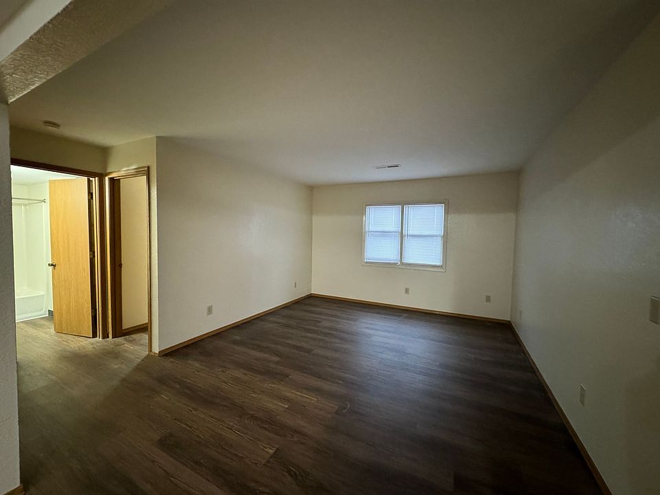 1306 E Norton Rd Springfield MO | Zillow