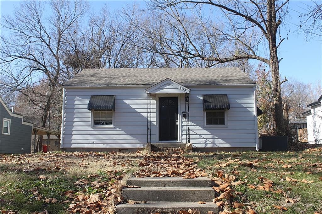 1714 S Walnut St, Pittsburg, KS 66762 | MLS #2464708 | Zillow