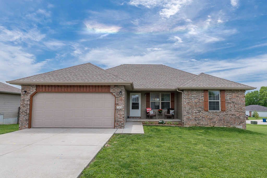 712 W Rice St, Clever, MO 65631 | Zillow