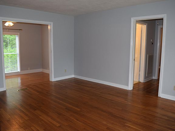 1237 W Fairfax Dr, Chattanooga, TN 37415 | MLS #1373625 | Zillow