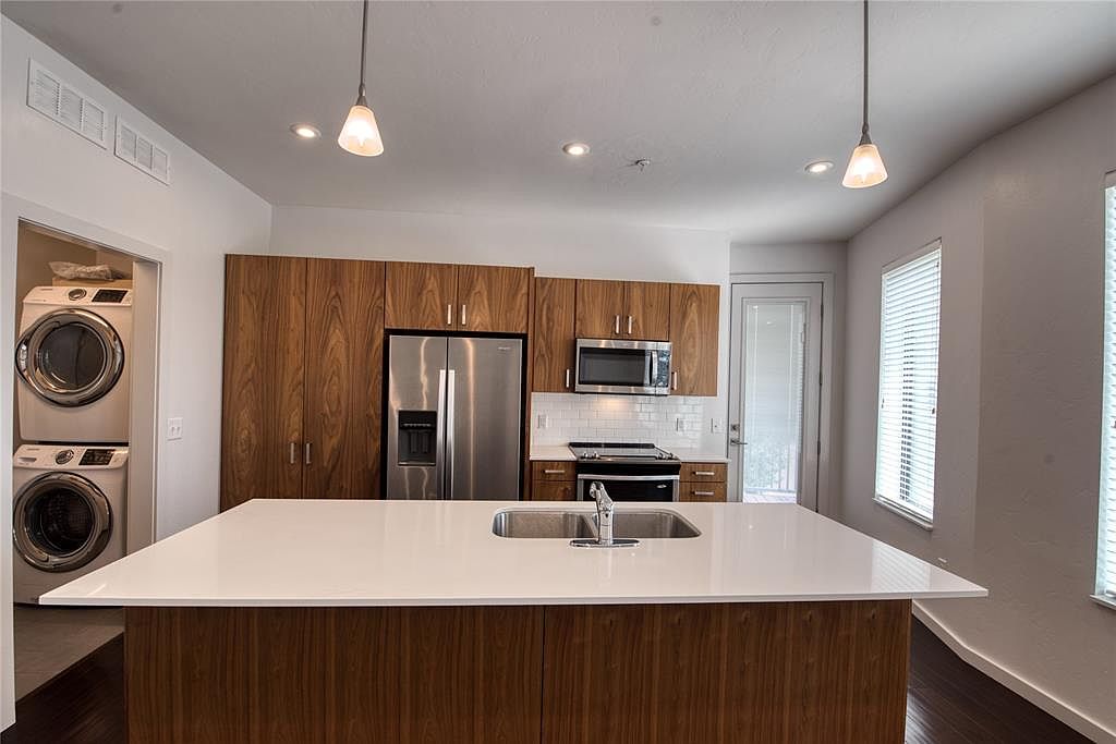 627 Couch Dr #8, Oklahoma City, OK 73104 | Zillow