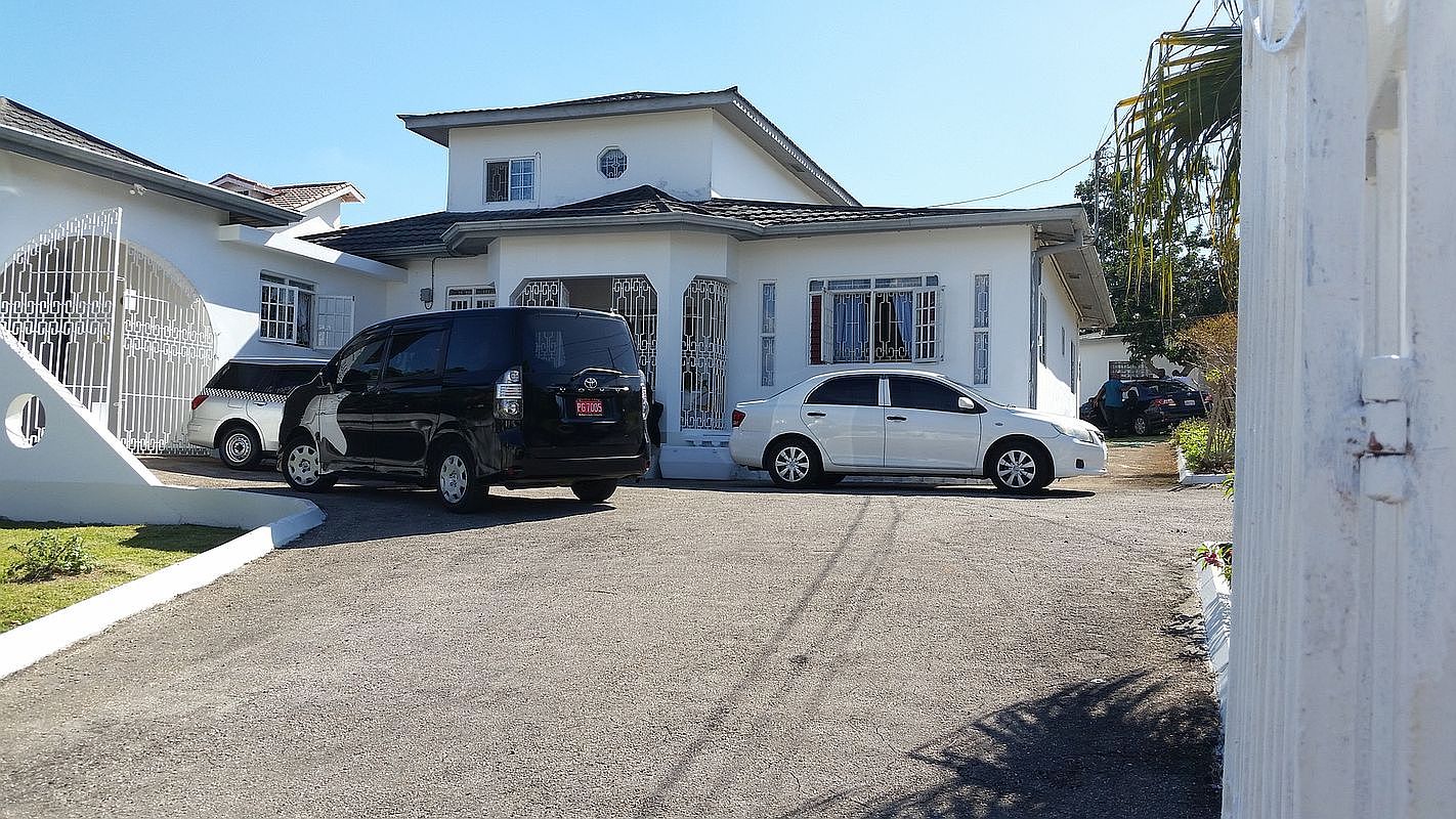 39 Walker St, Staten Island, NY 10302 | Zillow