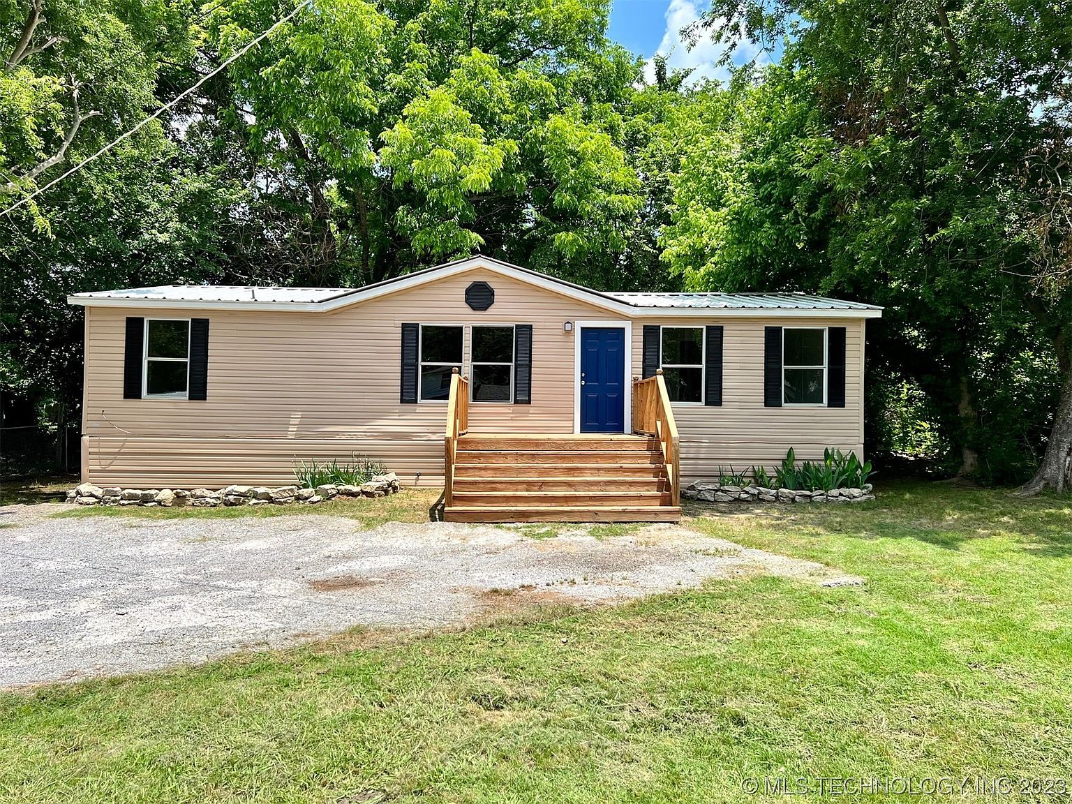 304 W Jones Ave, Calera, OK 74730 | Zillow