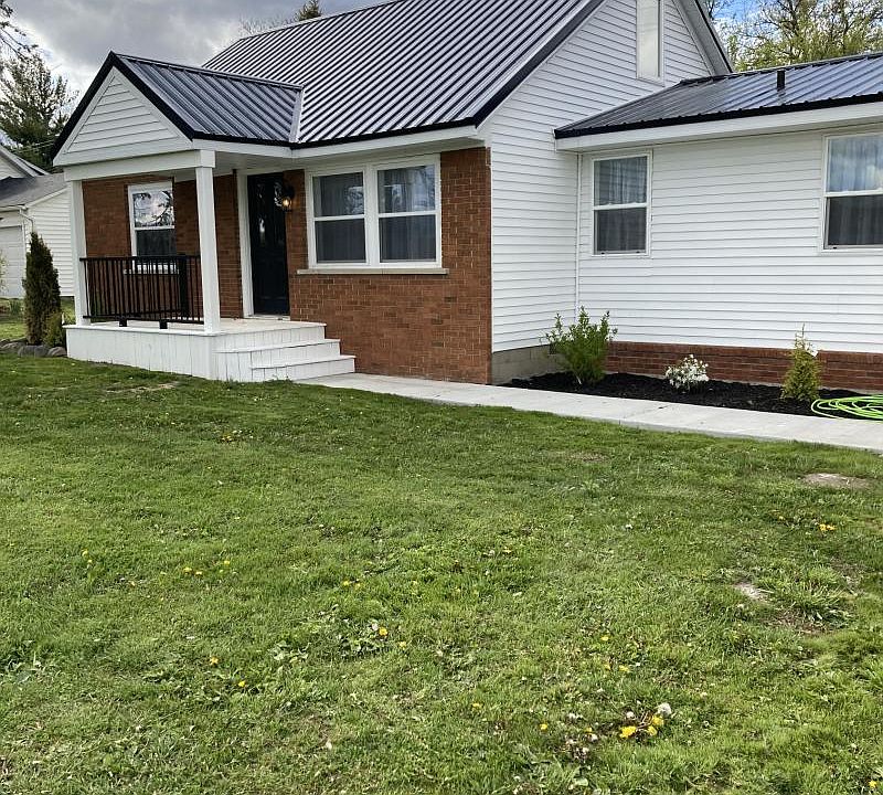 219 E Lapeer St, Peck, MI 48466 | Zillow