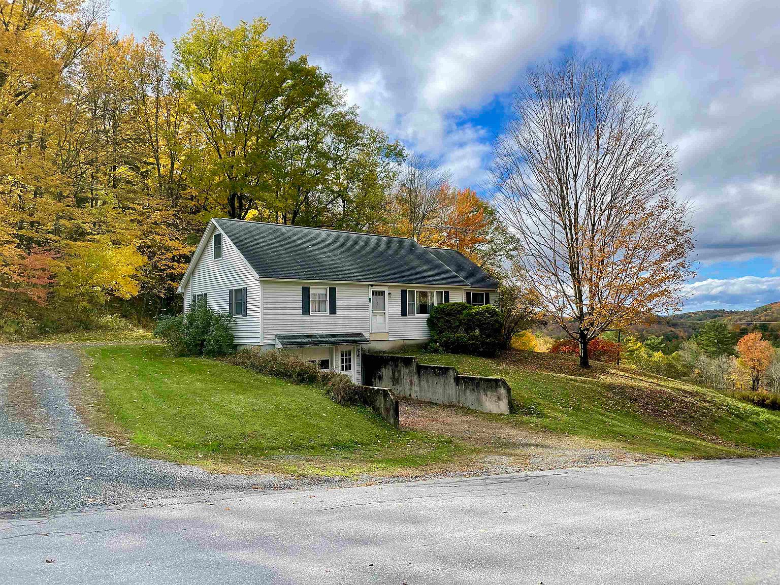 16 Woods Road, Castleton, VT 05735 | Zillow
