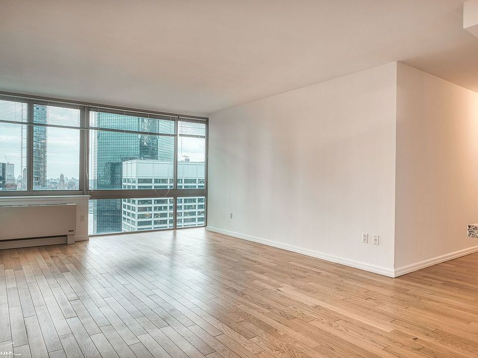 2 Gold St APT 5012, New York, NY 10038 | Zillow