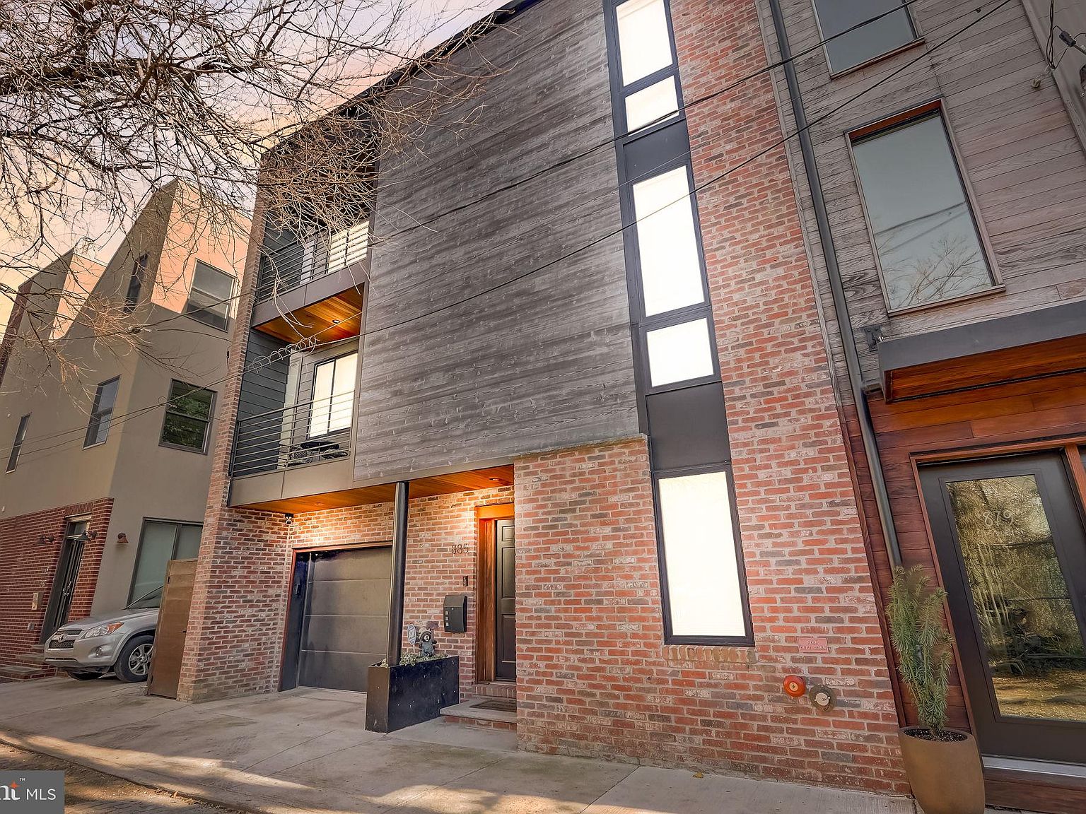885 N Orkney St, Philadelphia, PA 19123 | Zillow