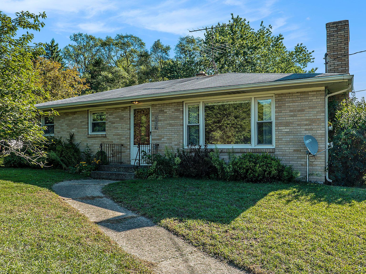 6026 Belmont Ave NE, Belmont, MI 49306 | Zillow