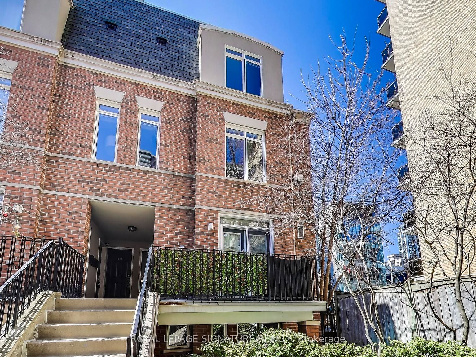 415 Jarvis St #334-C08, Toronto, ON M4Y 3C1 | MLS #C12042186 | Zillow