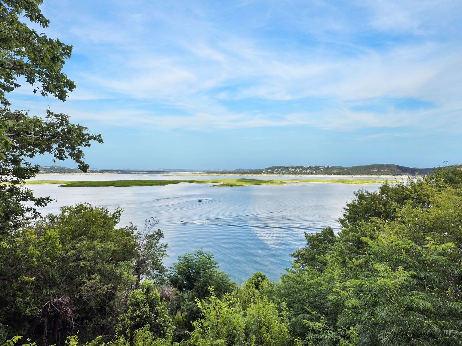 5010 Lakeview Dr, Austin, TX 78732 | Zillow