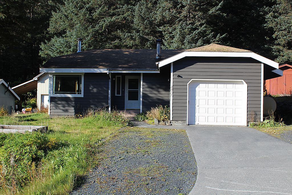 2013 Dora Way, Seward, AK 99664 | Zillow
