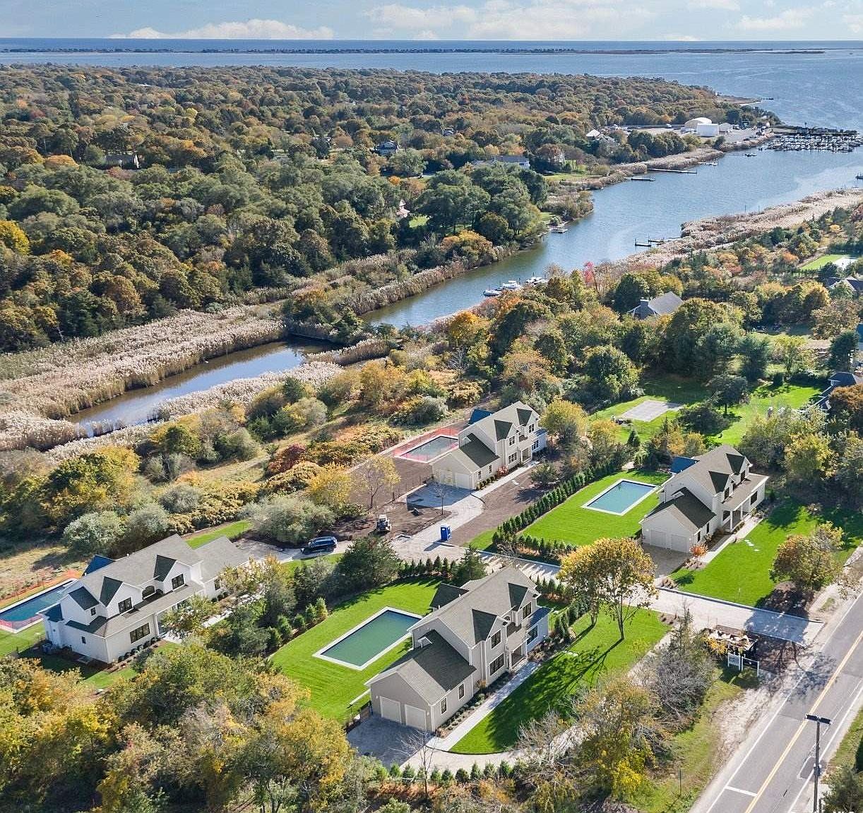 8A South Bay Avenue, Eastport, NY 11941 | Zillow