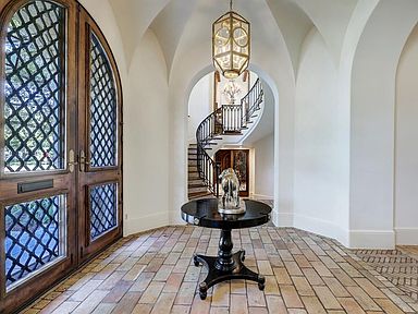 5401 Doliver Dr, Houston, TX 77056 | Zillow