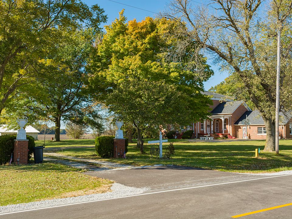 250 N 1500 East Rd, Atwood, IL 61913 | Zillow