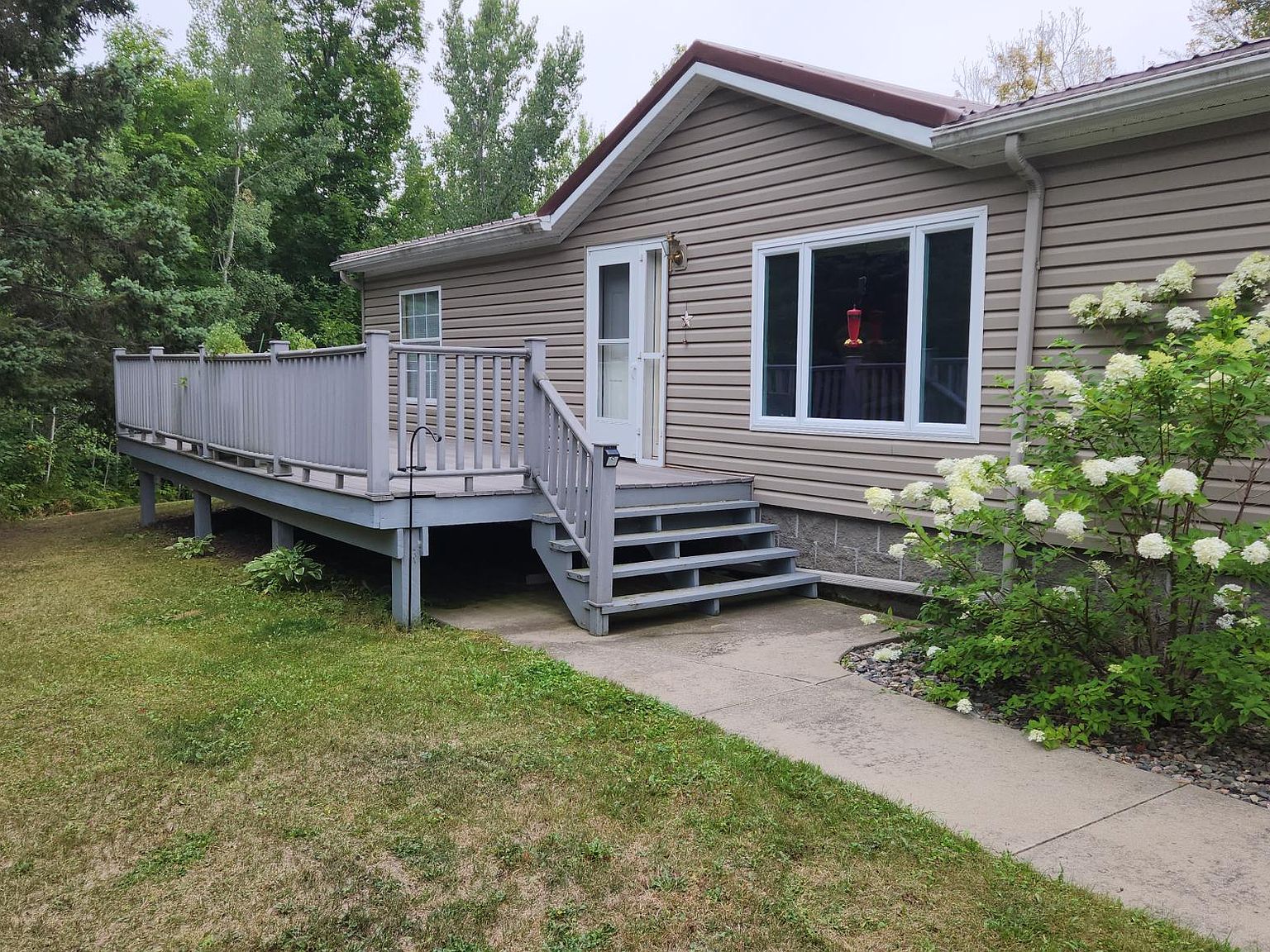 24591 Tioga Beach Rd, Cohasset, MN 55721 | Zillow