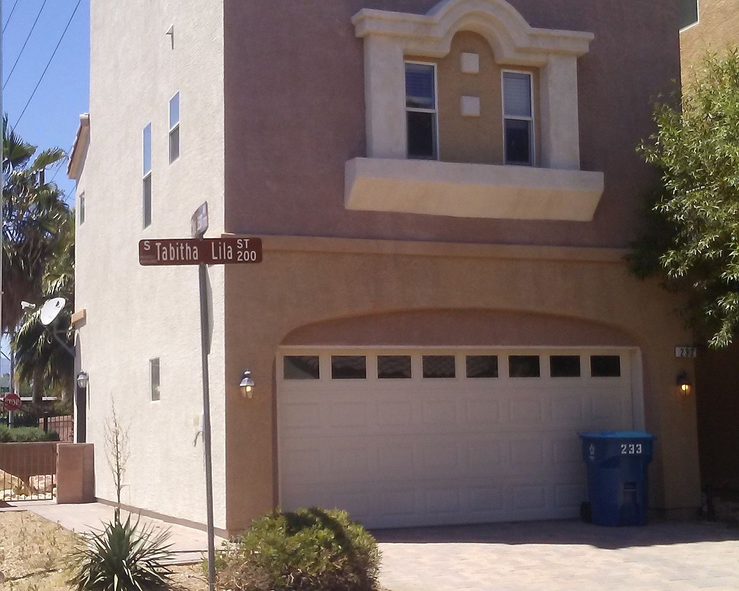233 Tabitha Lila St, Las Vegas, NV 89106 | Zillow