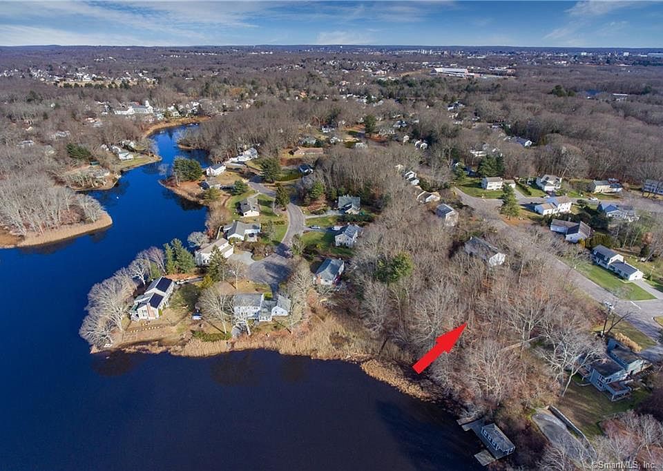 39 Trumbull Road, Waterford, CT 06385 | Zillow