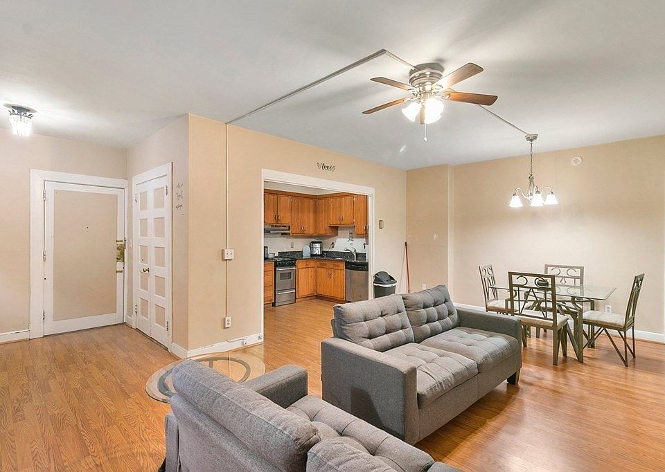 140 Chestnut St APT 304, Springfield, MA 01103 | Zillow