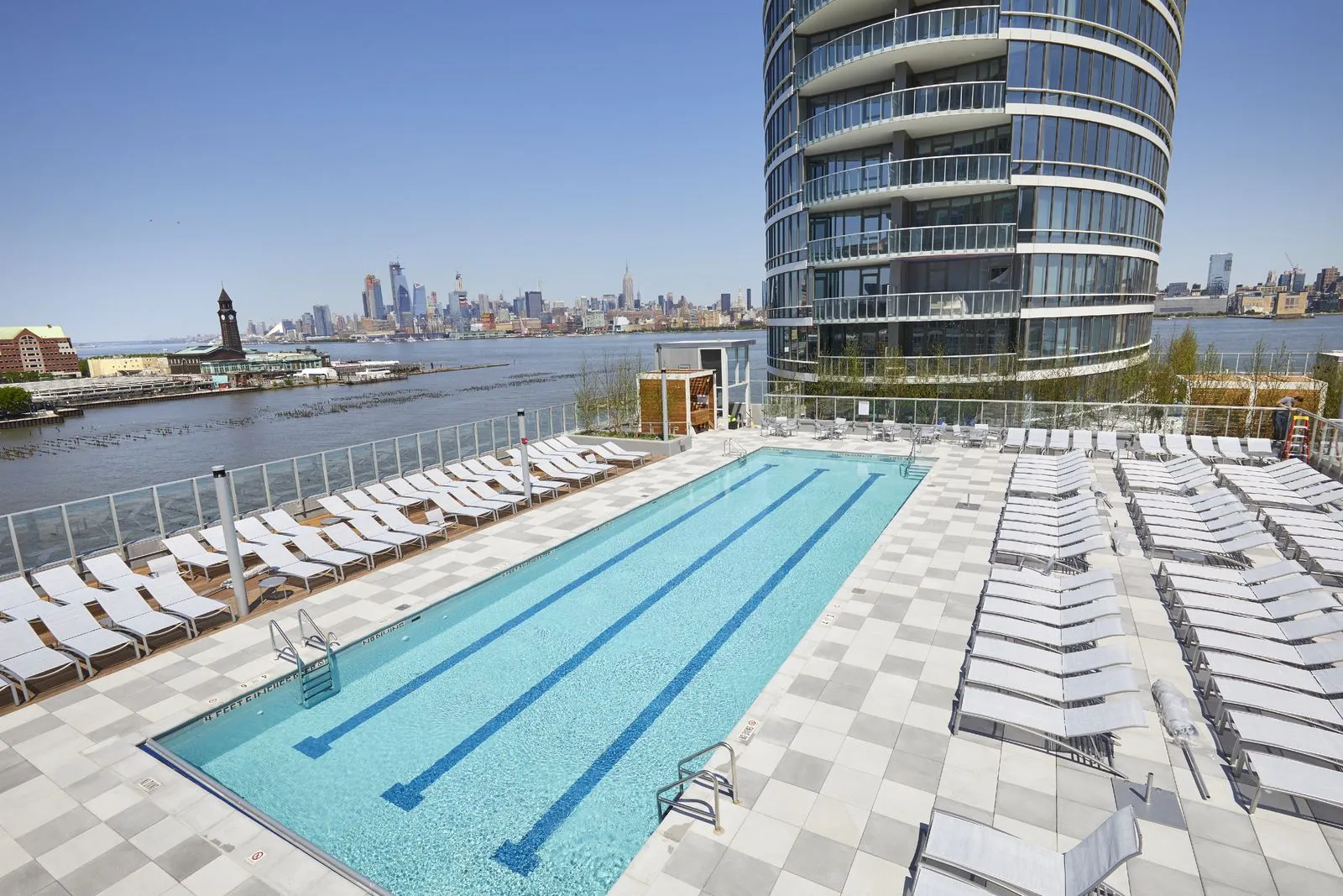 Ellipse at Newport at 25 Park Lane South in Newport : Sales, Rentals ...
