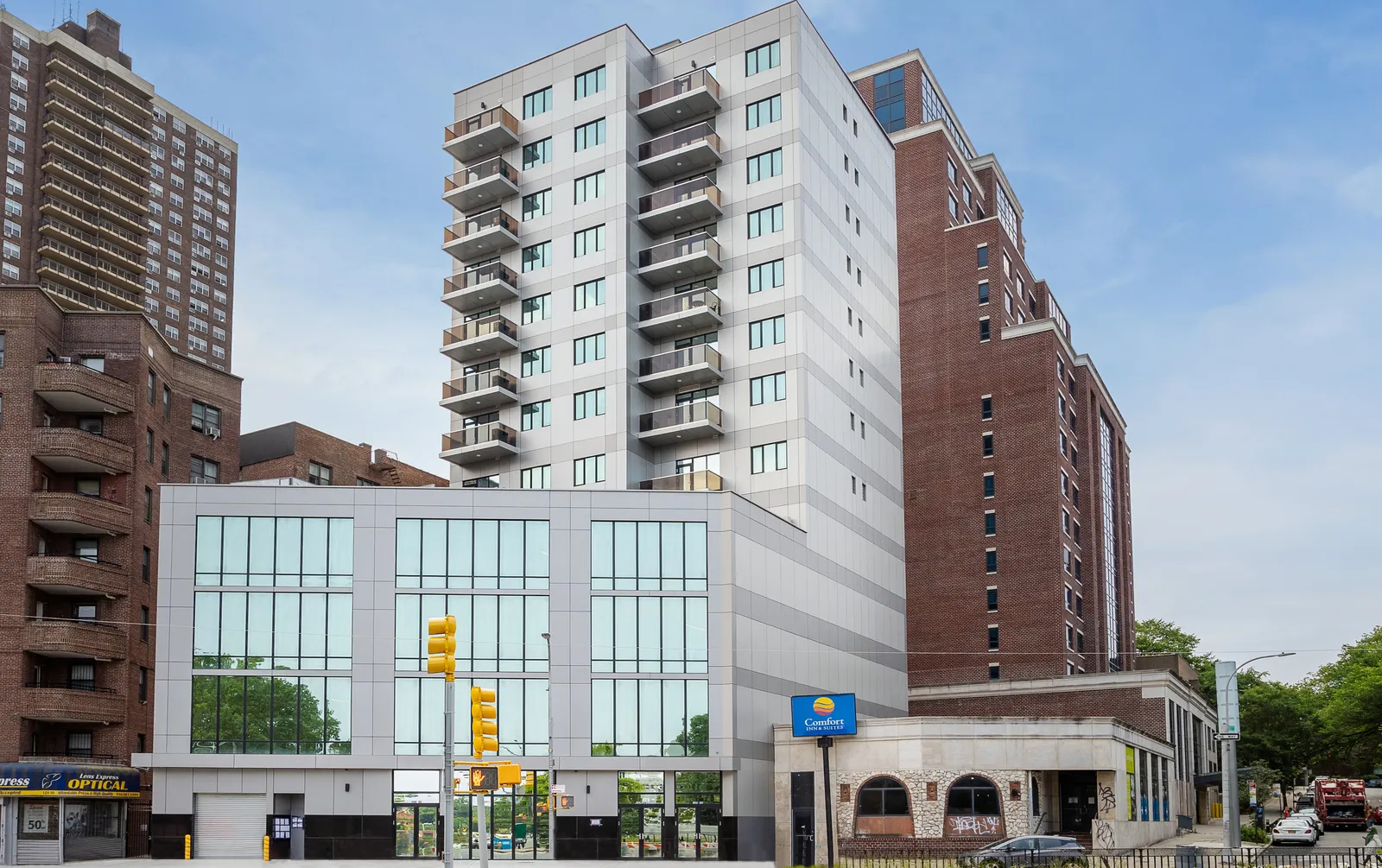 KG Tower at 124-28 Queens Boulevard in Kew Gardens : Sales, Rentals ...
