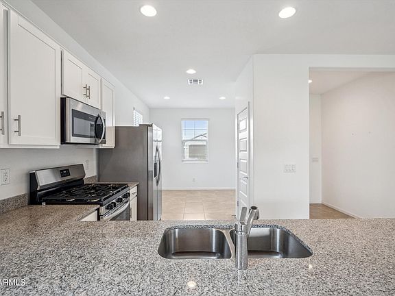 2337 W Chanute Pass, Phoenix, AZ 85041 | Zillow