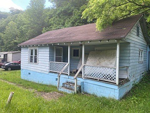 910 State Route 466, Melvin, KY 41650 | MLS #117151 | Zillow