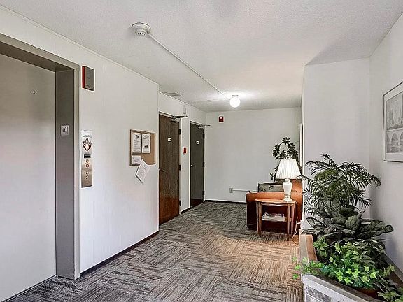 8045 Xerxes Ave S UNIT 105, Bloomington, MN 55431 | MLS #6583158 | Zillow