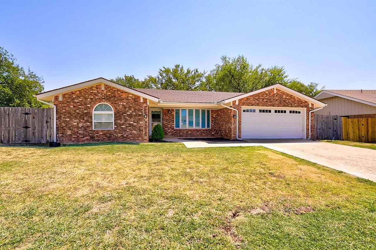 3812 SE Berkshire Ct, Lawton, OK 73501 | MLS #164524 | Zillow