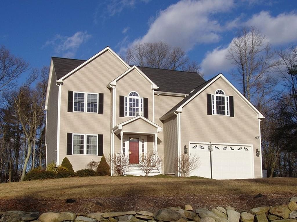 1 Michelle Lee Dr, Berkley, MA 02779 | Zillow