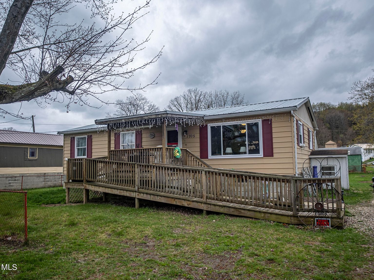 1705 Clarendon Ave, Hyde, PA 16843 | Zillow