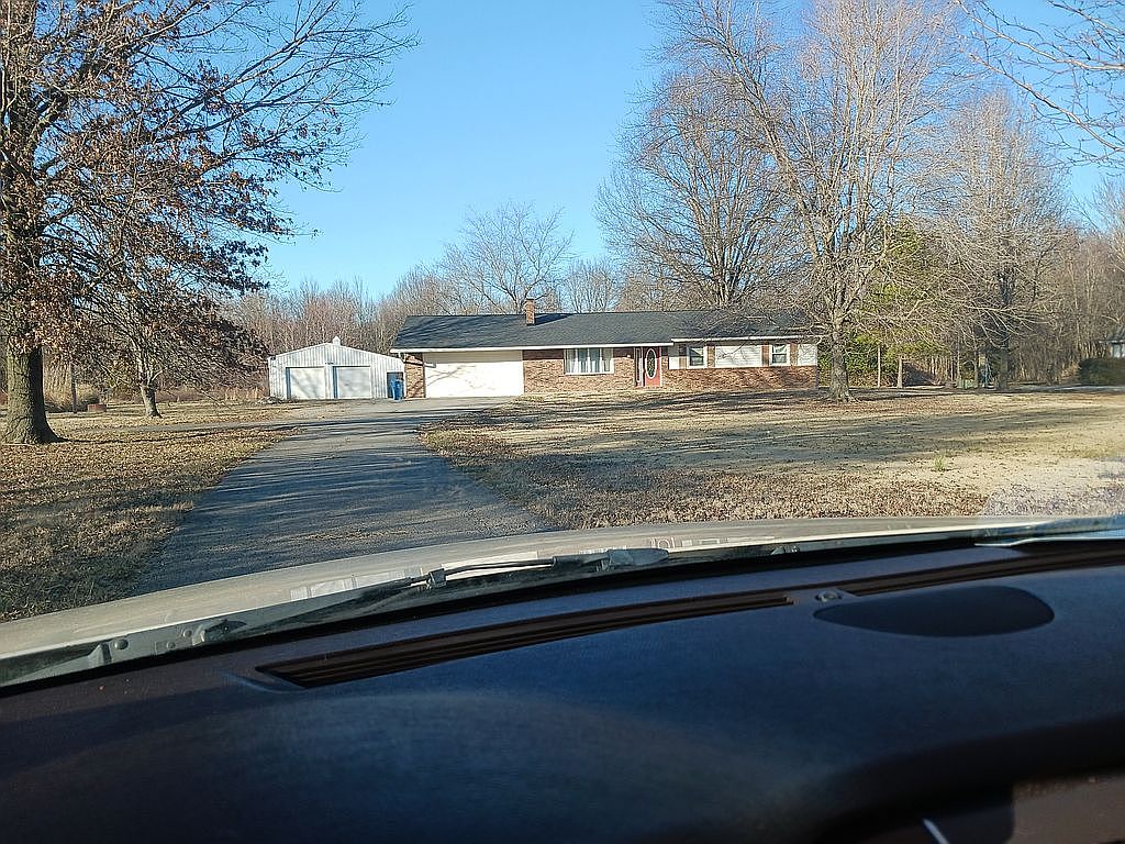 10874 Ferges Rd, Johnston City, IL 62951 | Zillow