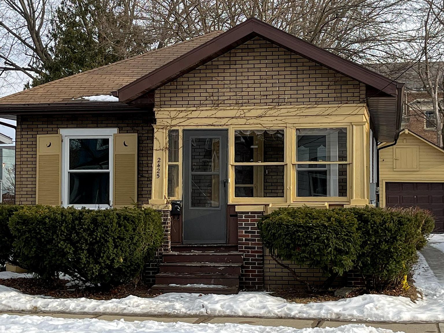 2425 E Mifflin St, Madison, WI 53704 | Zillow