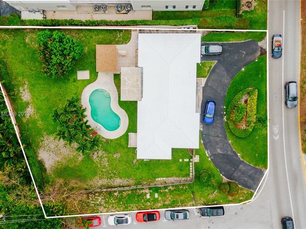 Pine Tree Drive - Miami Beach FL Real Estate - 7 Homes For Sale | Zillow