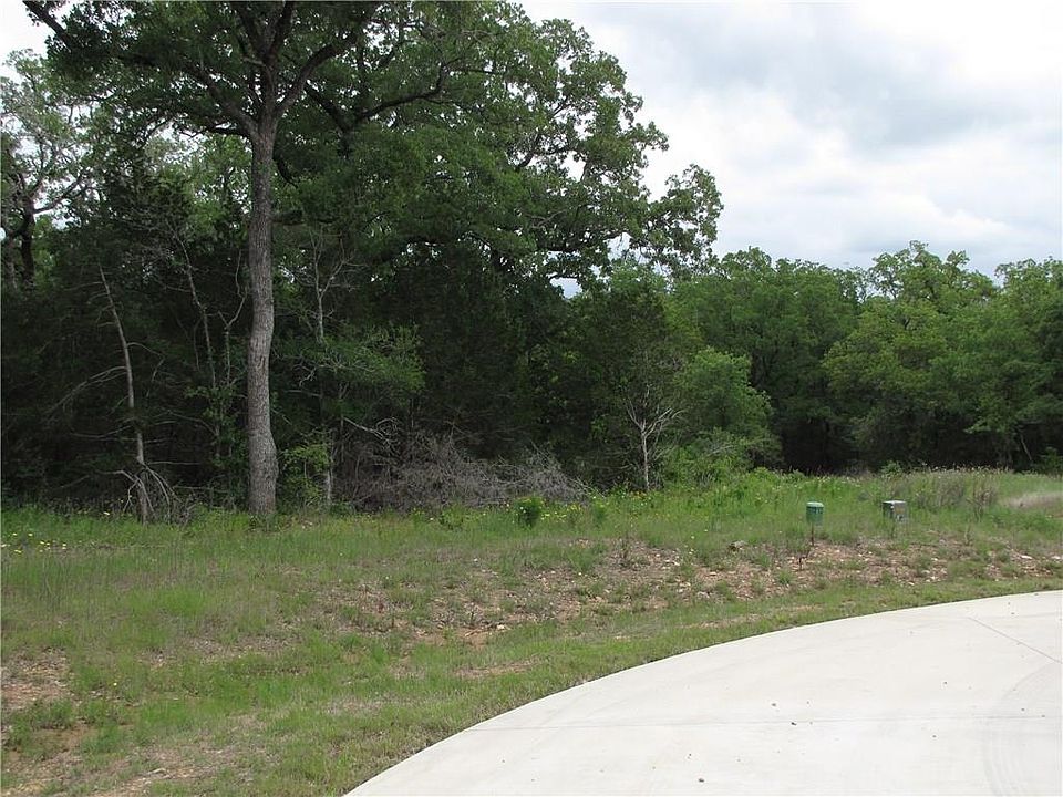 110 Tylee Cir, Bastrop, TX 78602 | Zillow