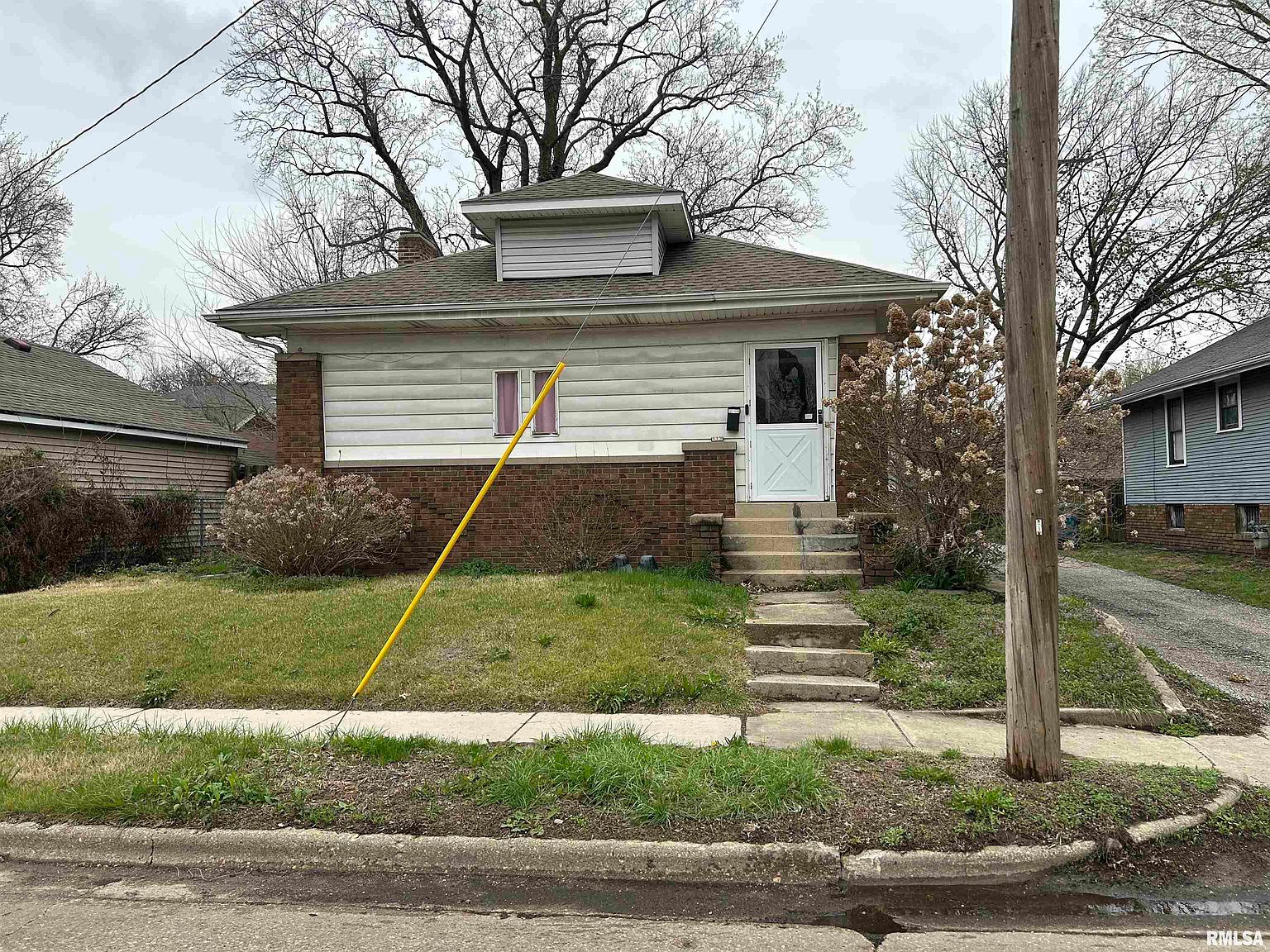 517 W Ash St, Springfield, IL 62704 | MLS #CA1035611 | Zillow