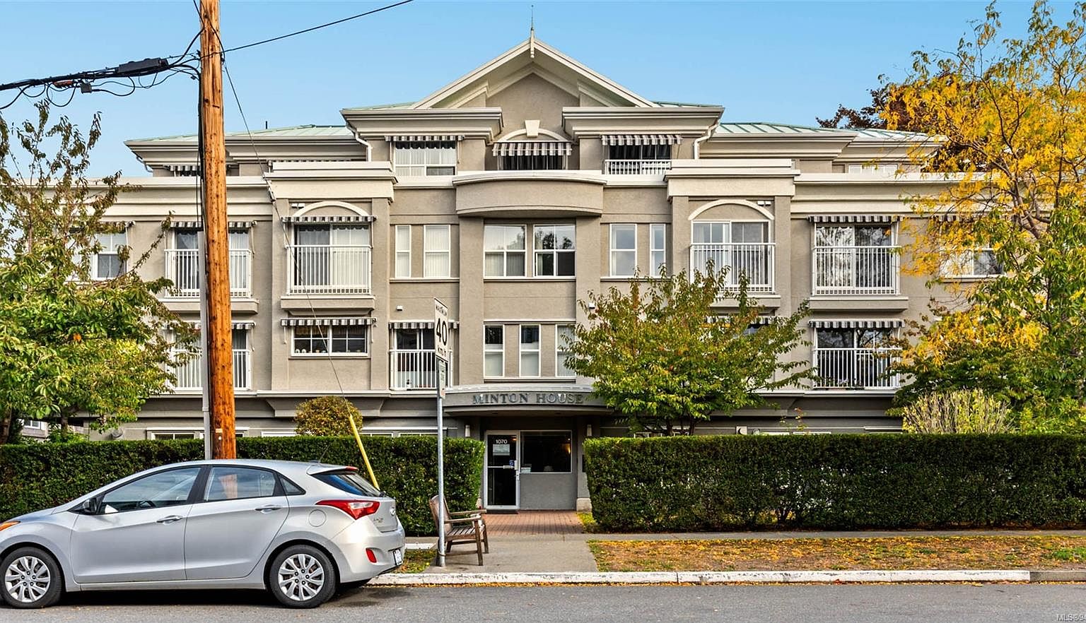 1070 Southgate St #210, Victoria, BC V8V 2Z2 | MLS #944824 | Zillow