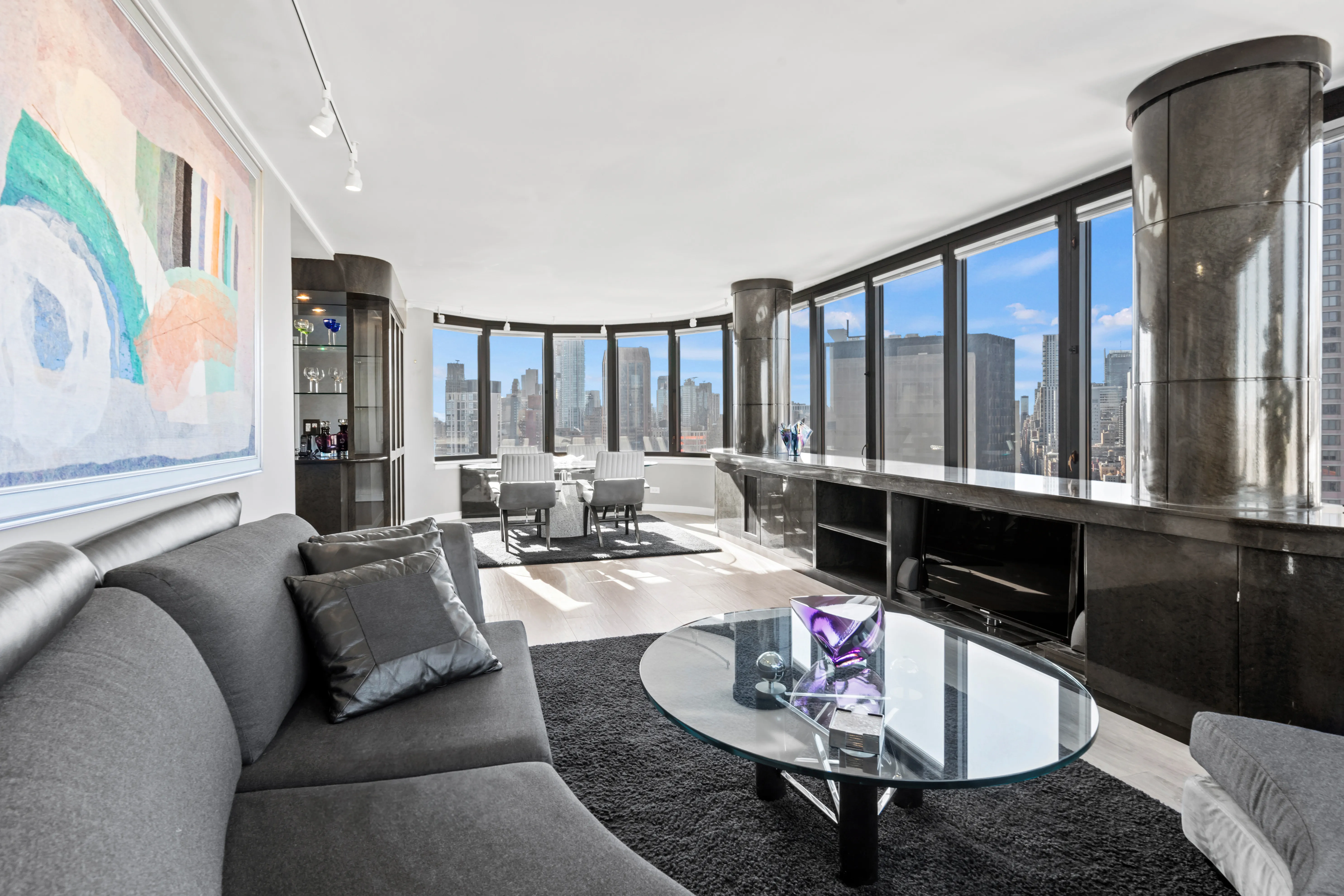 330 East 38th Street #38E in Murray Hill, Manhattan | StreetEasy