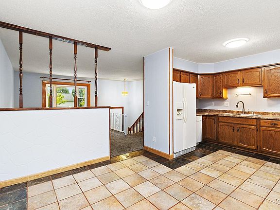 3655 W 78th Pl, Merrillville, IN 46410 | MLS #540257 | Zillow