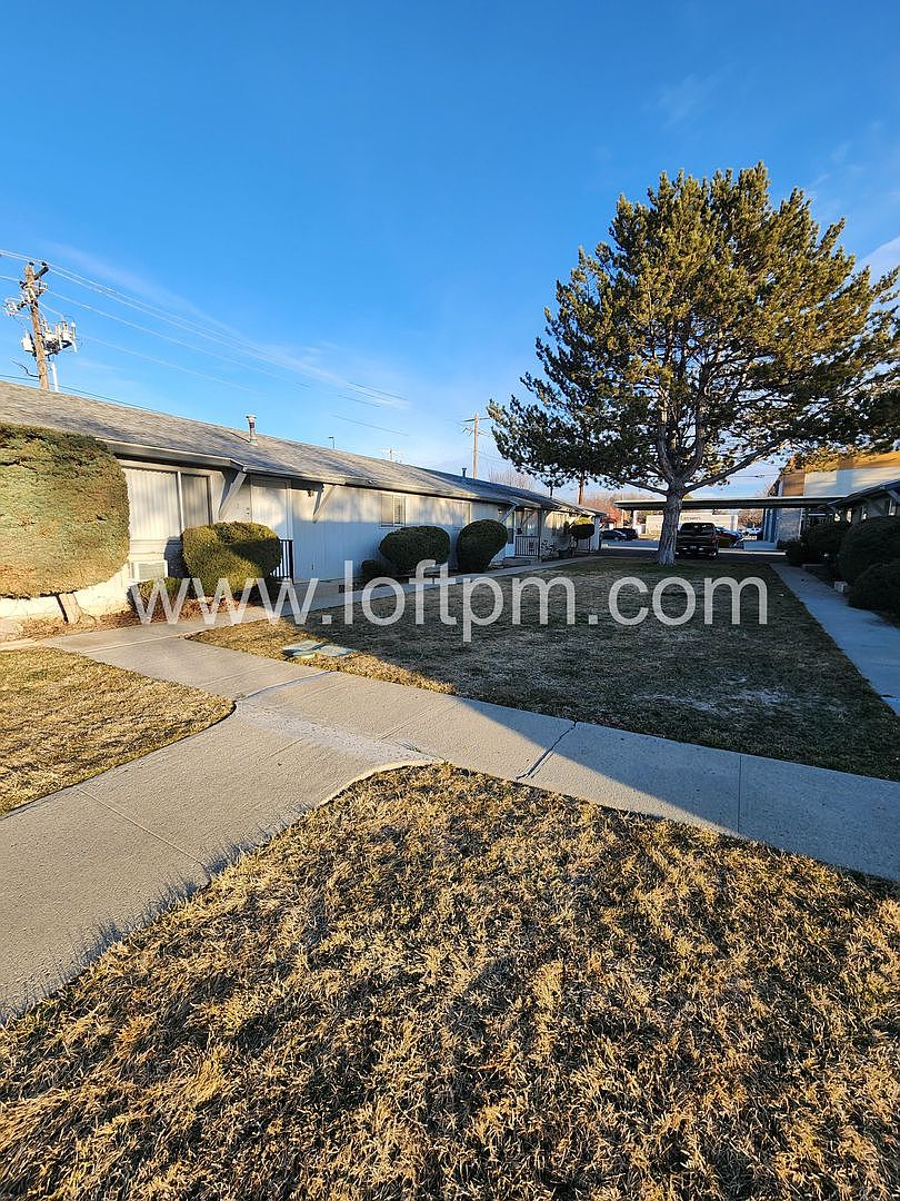 1287 SW 5th Ave APT 2, Ontario, OR 97914 | Zillow