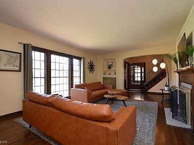 3673 Traver Rd, Shaker Heights, OH 44122 | Zillow