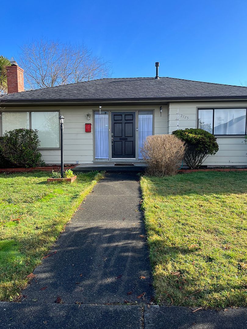 2725 Summer St, Eureka, CA 95501 | Zillow