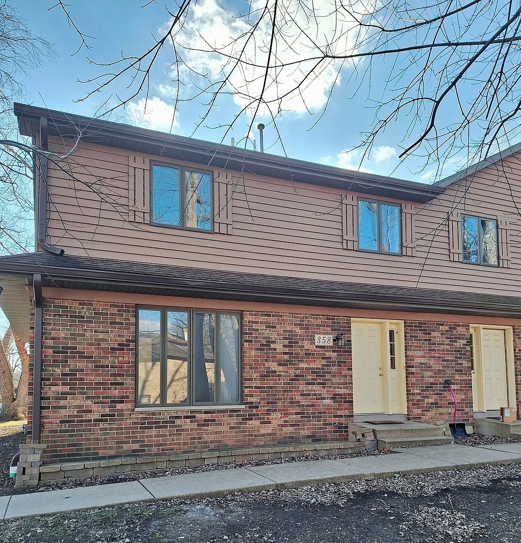 358 N Airlite St #358, Elgin, IL 60123 | Zillow
