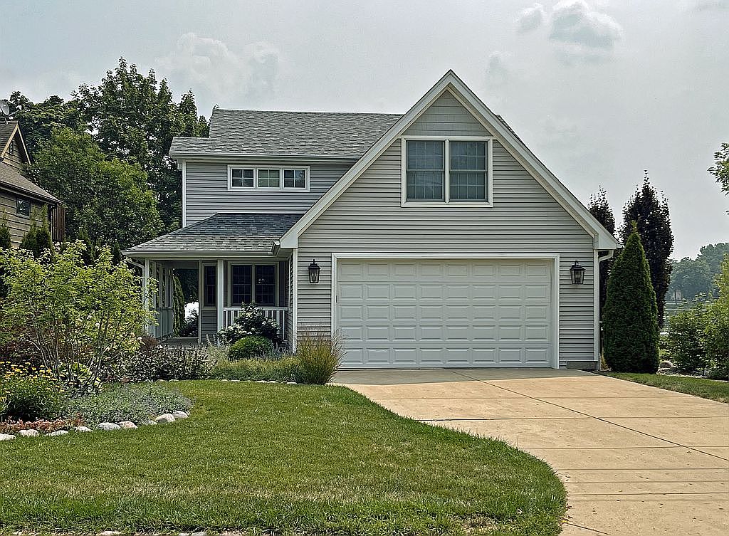 185 Edgewater Dr, Crystal Lake, IL 60014 | Zillow