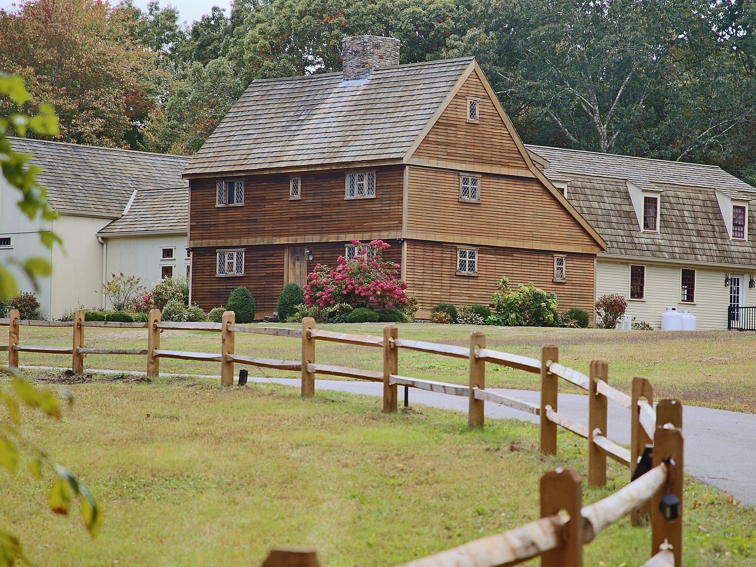 185 Hidden Lake Rd, Higganum, CT 06441 | MLS #24046567 | Zillow