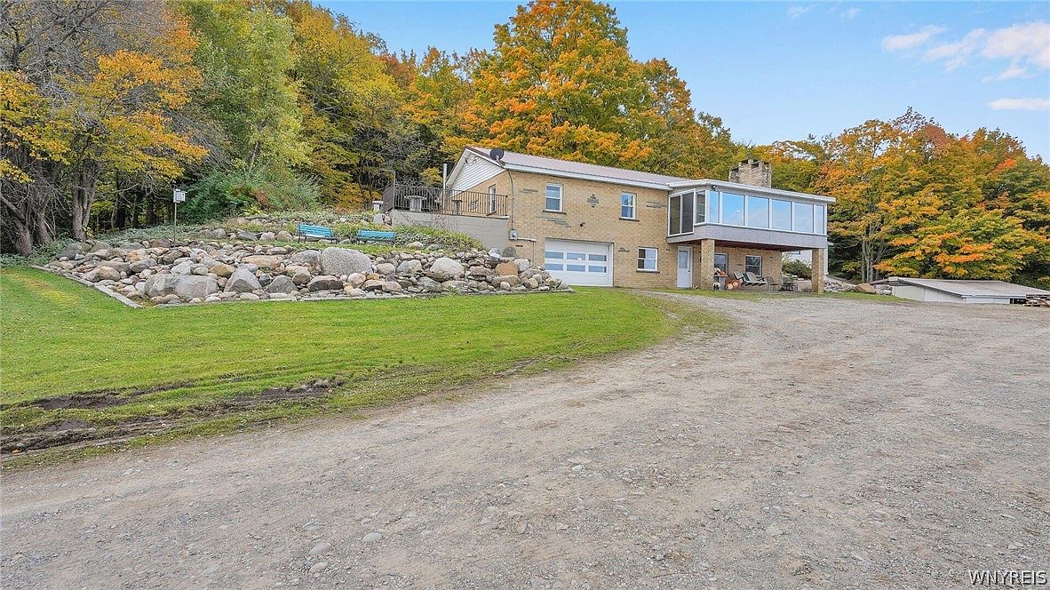 5128 Prescott Rd, Java Center, NY 14082 | Zillow