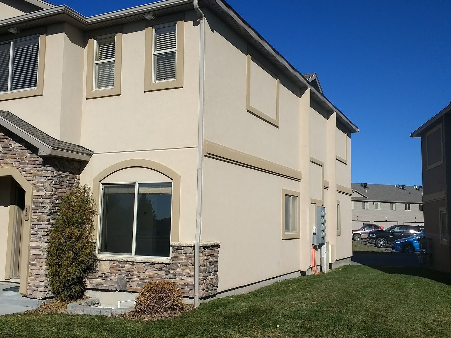 565 Pioneer Rd APT 14, Rexburg, ID 83440 | Zillow