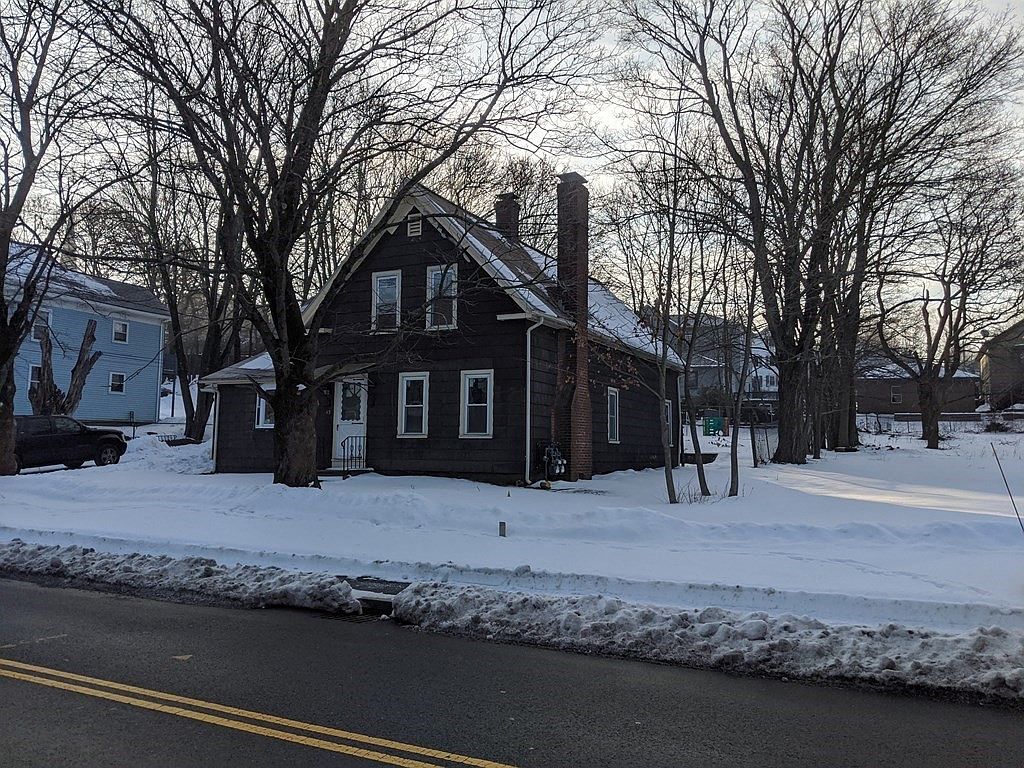 43 Chestnut St, Spencer, MA 01562 | Zillow