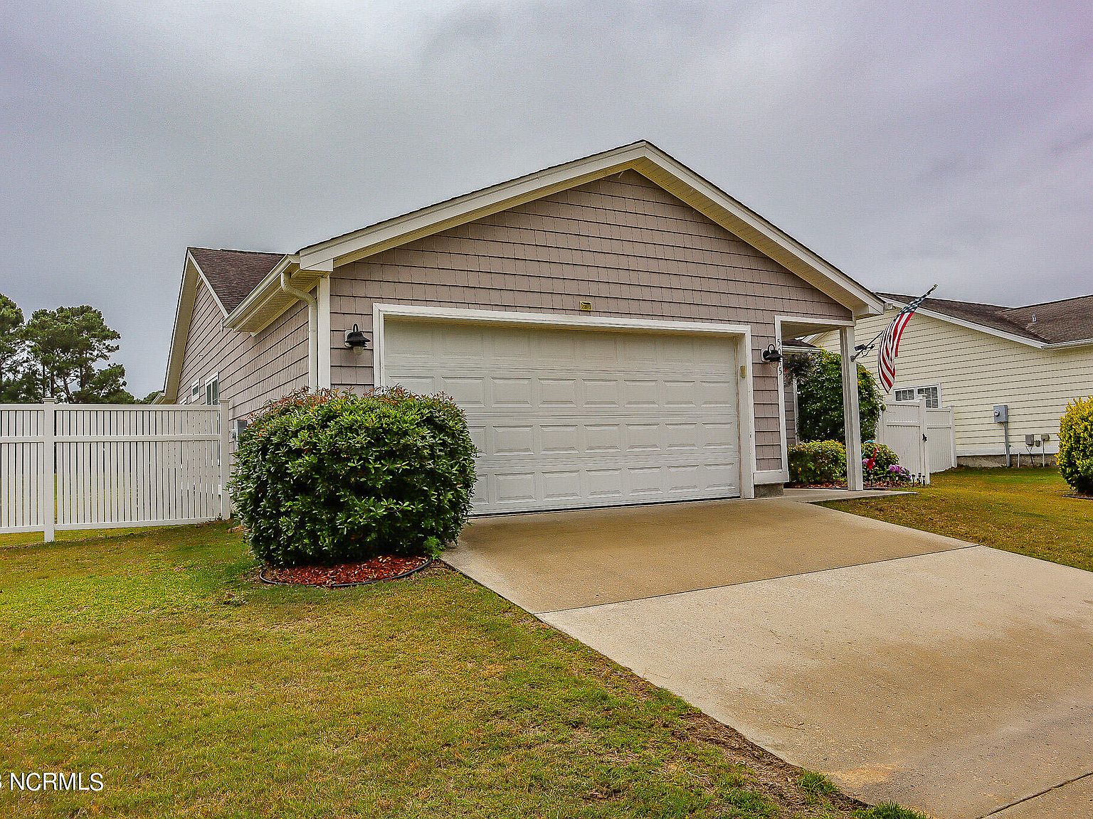 5045 Glen Cove Drive SE, Southport, NC 28461 | Zillow