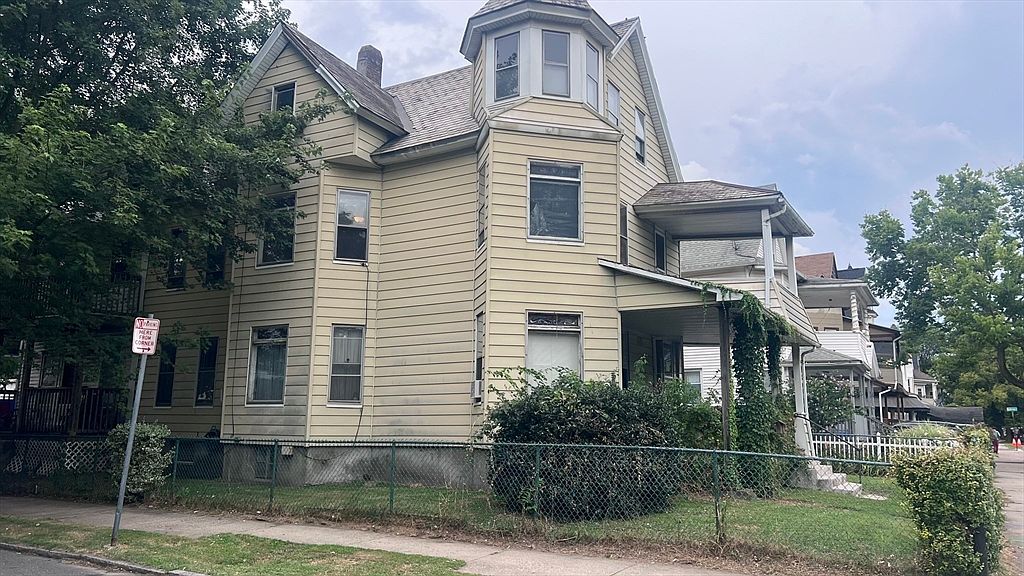 482 Chestnut St, Springfield, MA 01107 | Zillow