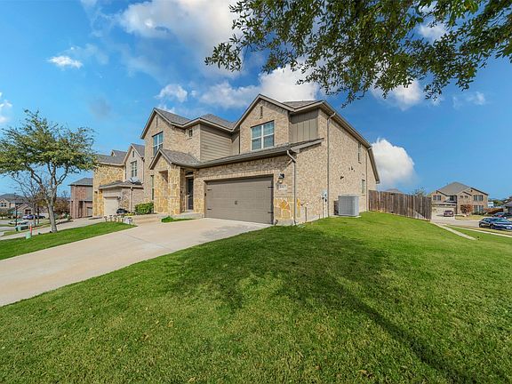 1917 Edgewater Dr, Garland, TX 75043 | MLS #20803068 | Zillow